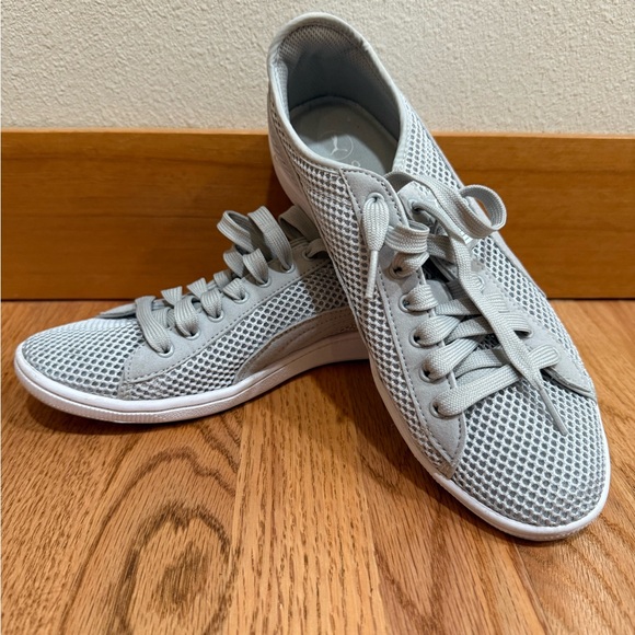 Puma | Shoes | Puma Gray With White Accents Shoe Size 85 | Poshmark